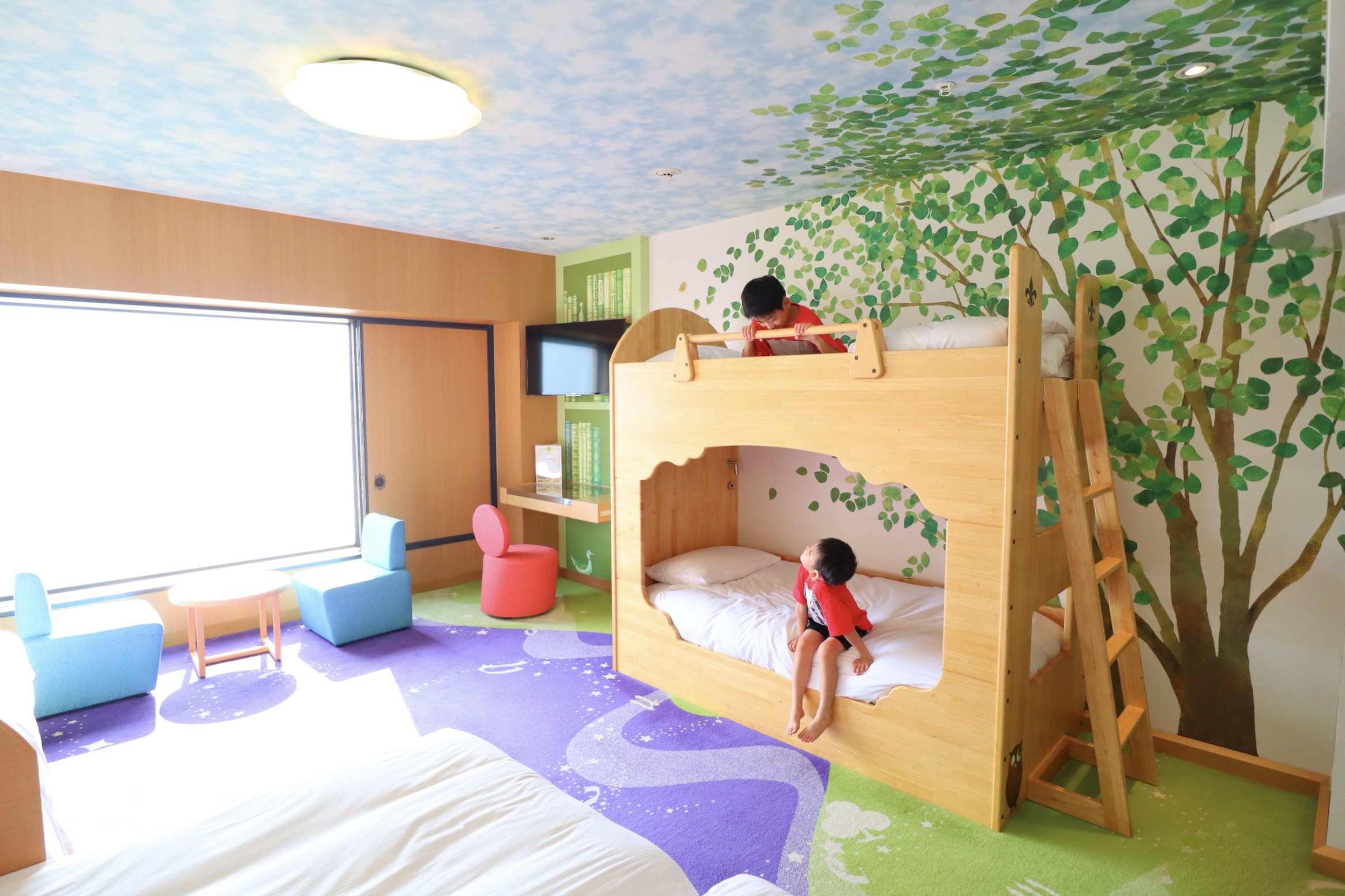 【千葉】魔法の仕掛けが溢れた「ヒルトン東京ベイ」のファミリーハッピーマジックルームで夢の旅を - LOVETABI Mama